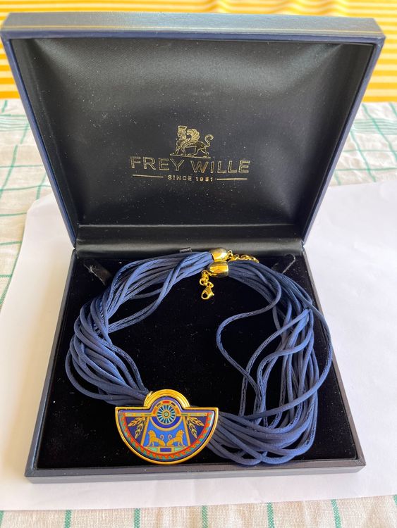 Collier Michaela Frey Wien (Gebraucht) in für CHF 55 – mit Lieferung ...