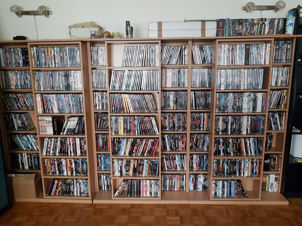 Lot de DVD (env. 2300 pcs) Verkaufe umfangreiche DVD-Sammlun (D ...