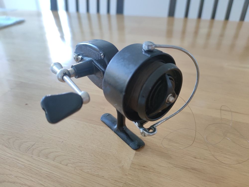 Ältere Mitchell 300 Rolle (Gebraucht) in Steinhausen für CHF 5 – mit ...