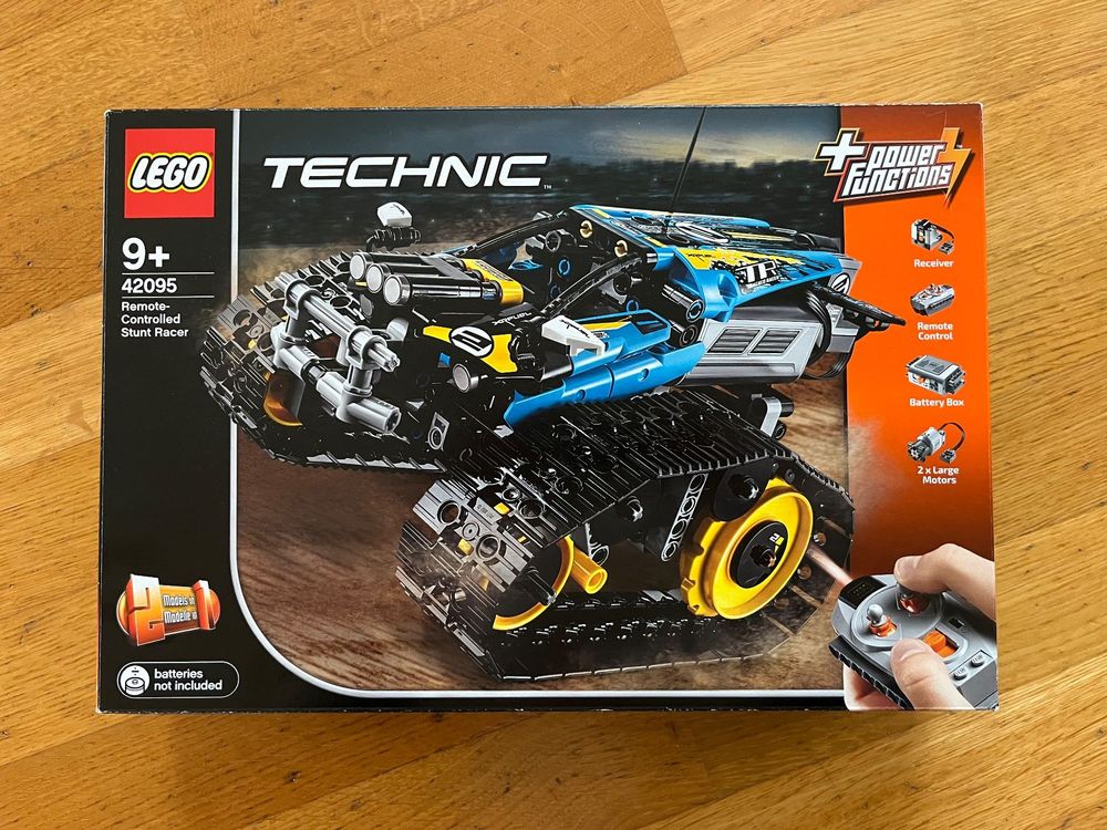 Lego Technic Remote-Controlled Stunt Racer 42095 (Gebraucht) in ...