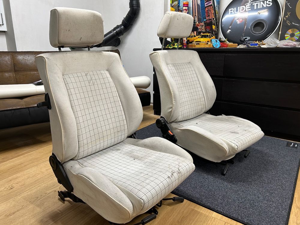 Volkswagen Golf 1 GLI / GTI Sitze zum aufbereiten (Gebraucht) in ...