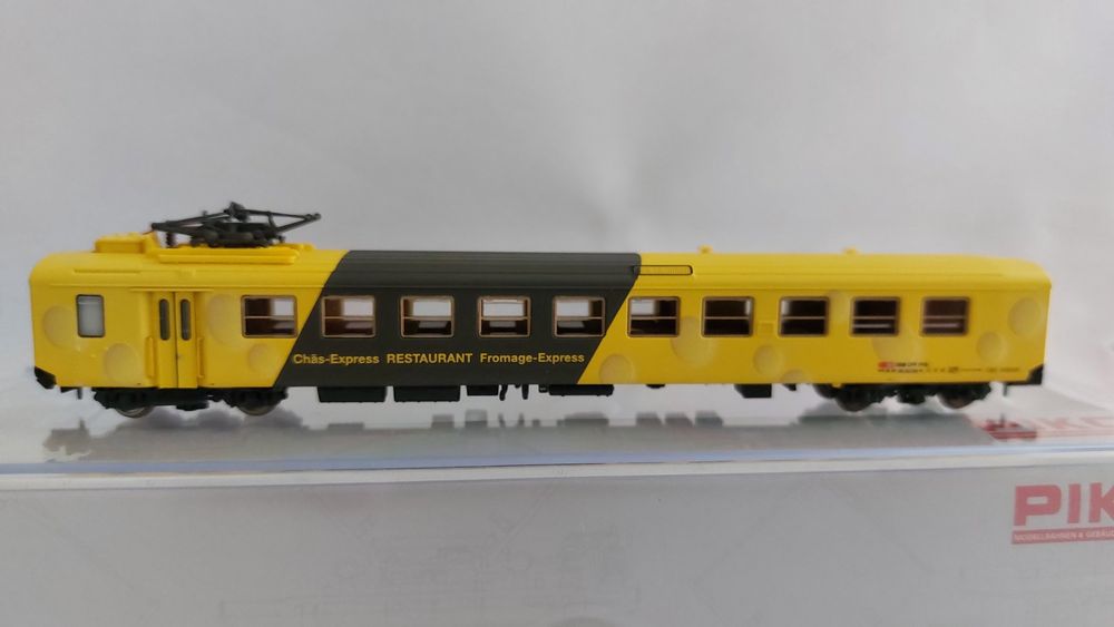 Piko 2 er Set 94396 mit Restaurant und BLS Wagen | Kaufen auf Ricardo