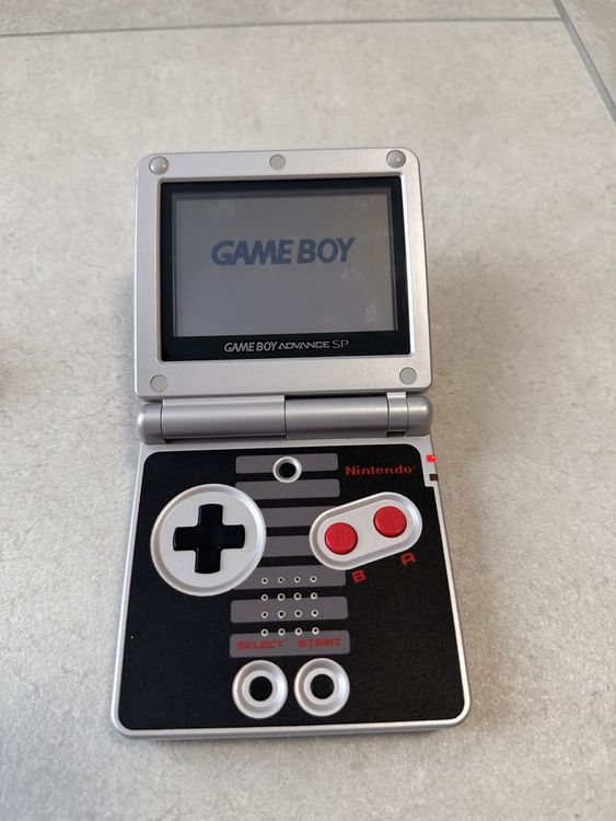 Gameboy SP Nes Limited Edition Advance | Kaufen auf Ricardo