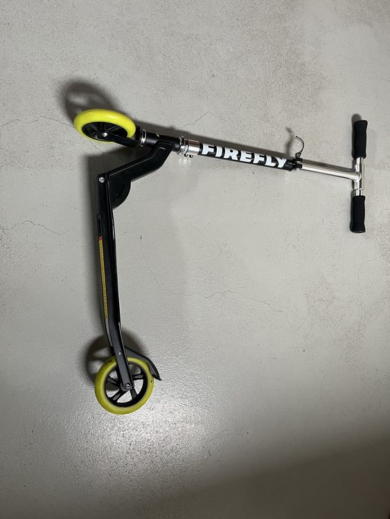 FIREFLY Scooter, faltbar, grün/schwarz | Kaufen auf Ricardo