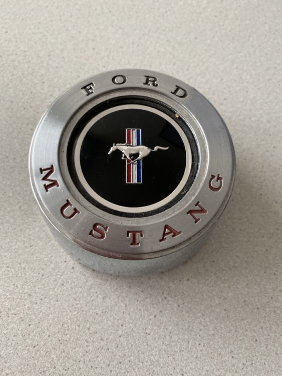 Ford Mustang Radkappe Felgendeckel Vintage (Gebraucht) in Muensingen ...