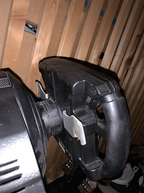 Ferrari F1 Wheel Add-On für Thrustmaster T300, T500 & RX (Gebraucht) in ...