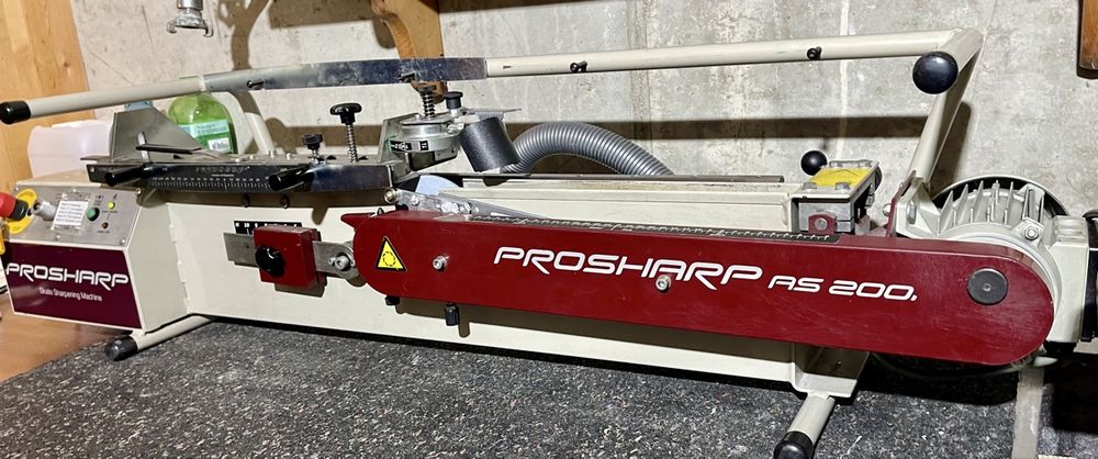 Prosharp AS 2001 Schlittschuhschleifmaschine. (Gebraucht) in Dürrenroth für CHF 2500 – nur ...