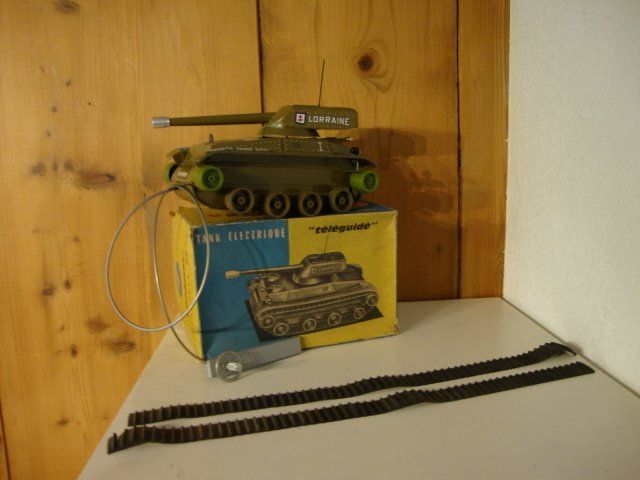 Grosser JOUSTRA /France Blech Panzer LORRAINE Battery Toy (Gebraucht ...
