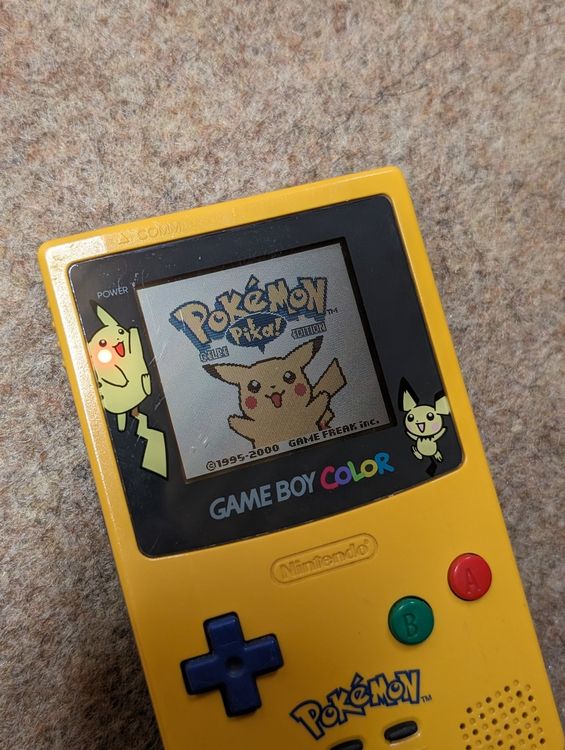 Nintendo Gameboy Color Pikachu / Pokémon Edition ORIGINAL | Kaufen auf ...