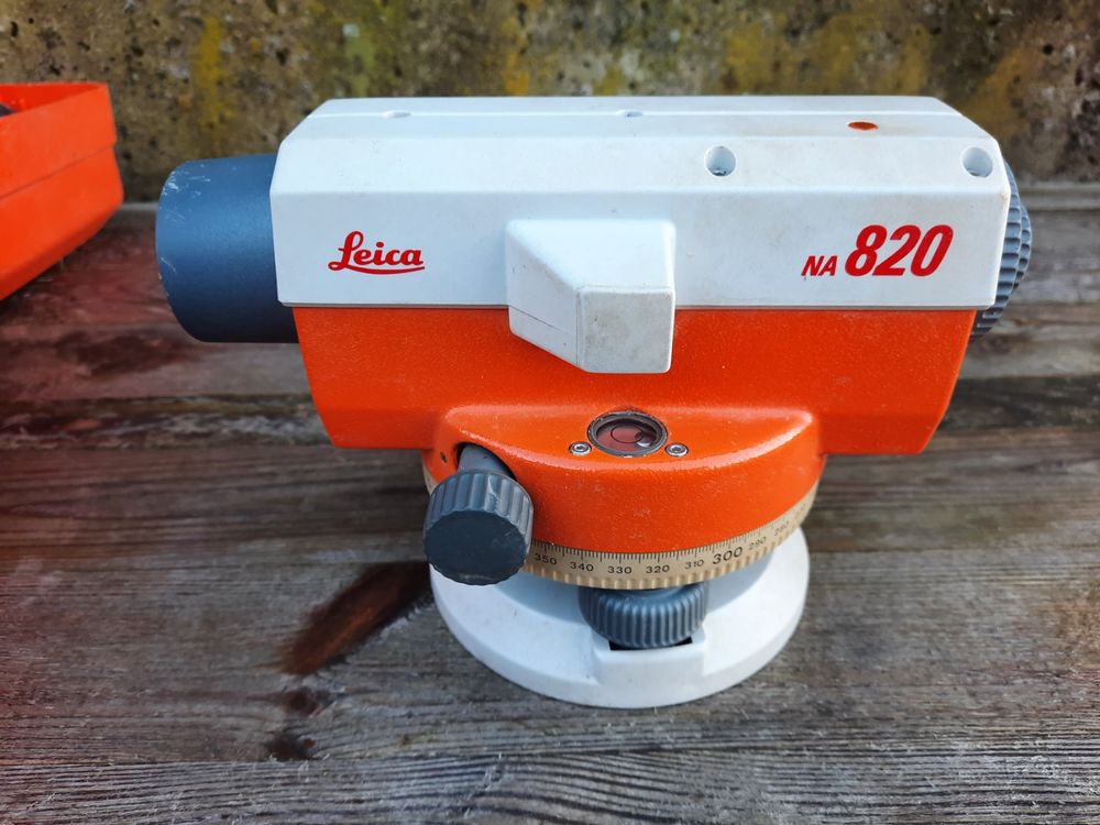 Nivelliergerät Leica NA 820, Baustellengerät (Gebraucht) in Weinfelden ...