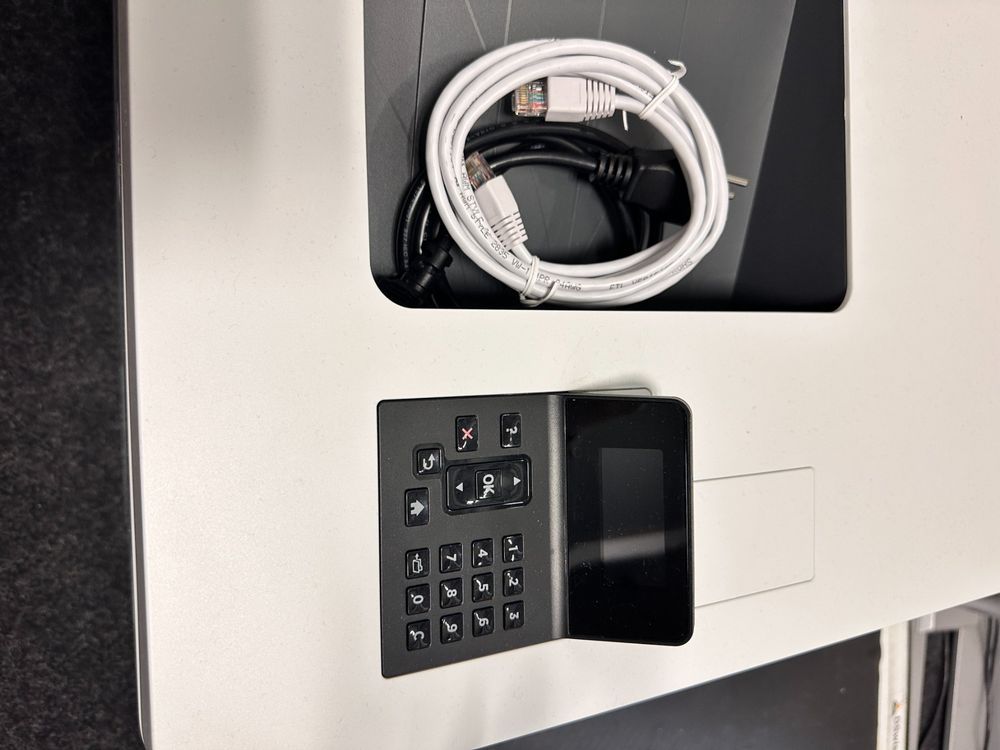 HP Color LaserJet Enterprise M553 Farblaserdrucker. (Gebraucht) in ...