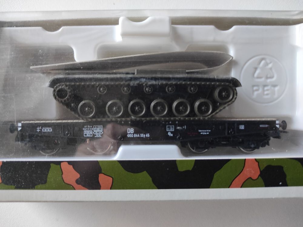 DB Schwerlastwagen mit US Panzer M48"Patton" von Minitank H0 (Neu und originalverpackt) in La ...