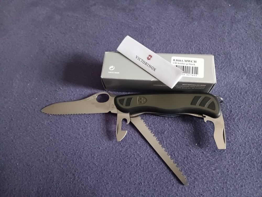 Militärmesser Victorinox 2012 (Neu und originalverpackt) in Gossau SG für CHF 300 – mit ...