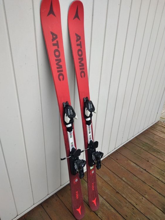 Skis Atomic Punx JR 150 cm (D'occasion) à Rue pour CHF 26 – retrait ...