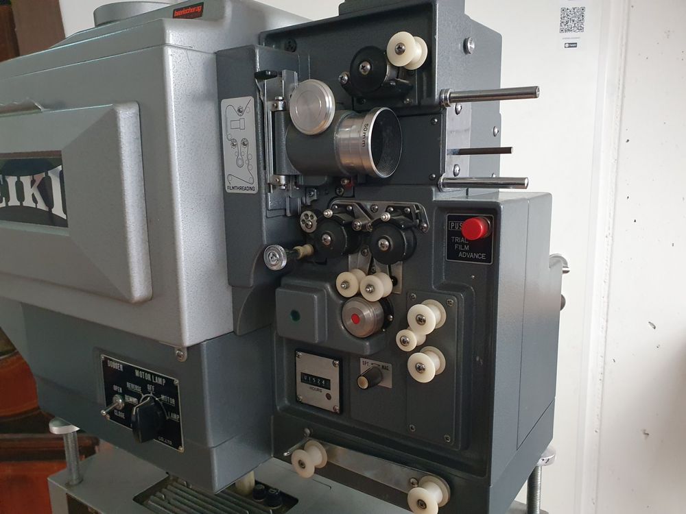 Filmprojektor Eiki EX-6000 Xenon Sound Kinoprojektor 16 mm (Defekt) in ...