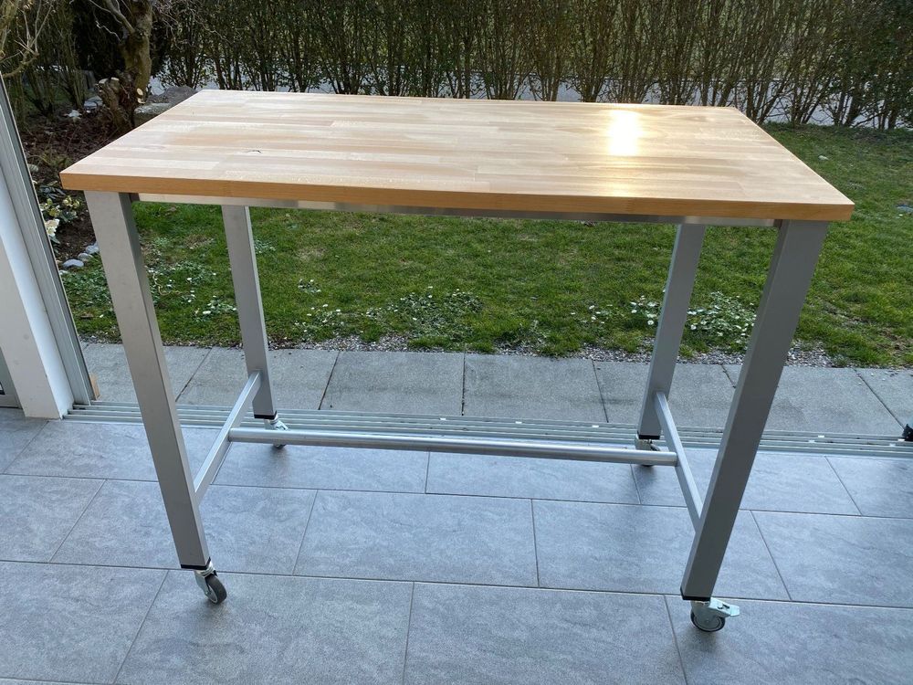 Stehbar mit Rollen und Bremse | Kaufen auf Ricardo