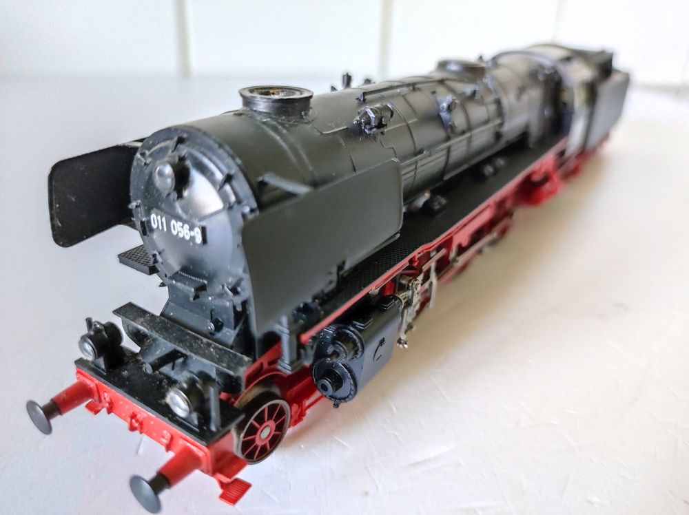 Tenderlok DB, BR 011, Lok-Nr. 011 056-9 (Neu (gemäss Beschreibung)) in Seuzach für CHF 73 – mit ...
