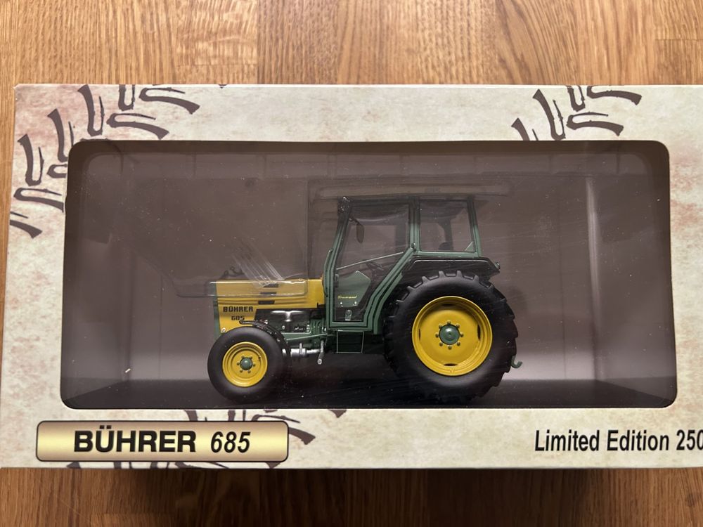 Bührer 685 Traktor, Limited Edition 250, 1:32Neu im Karton! (Neu und ...
