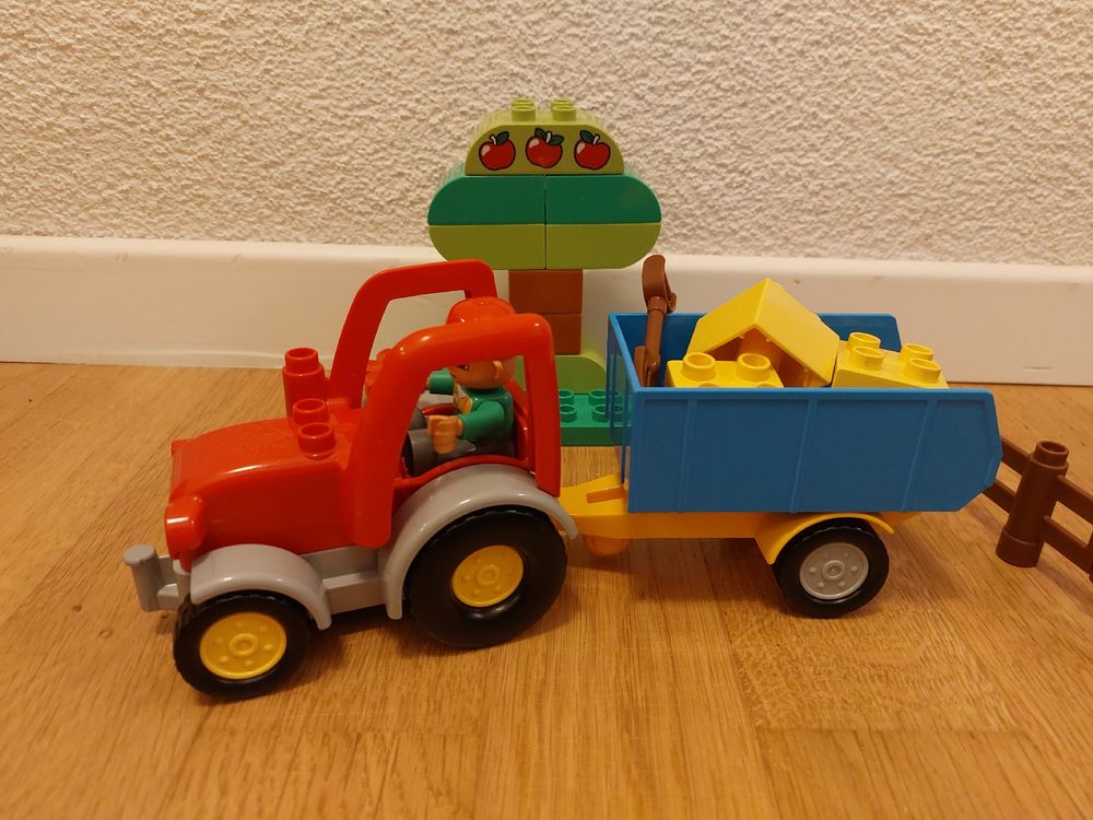 LEGO Duplo Traktor mit Anhänger und Kühen (Gebraucht) in Balterswil für ...