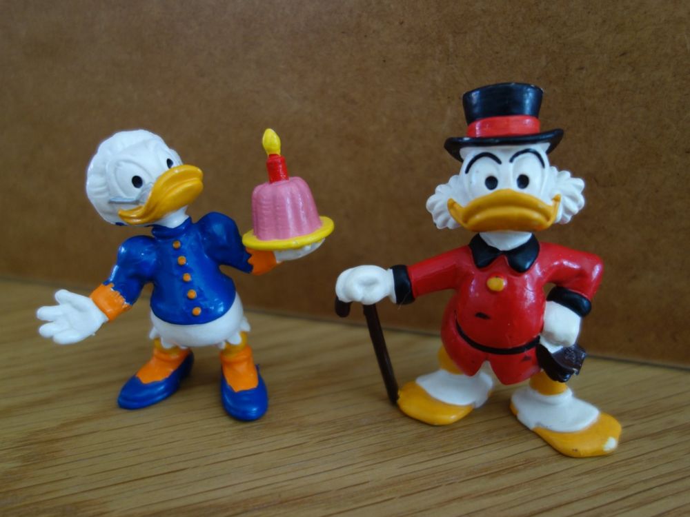 Dagobert und Oma Duck, Disney, Bully Figuren 80er (Gebraucht) in Wil SG für CHF 19 – mit ...