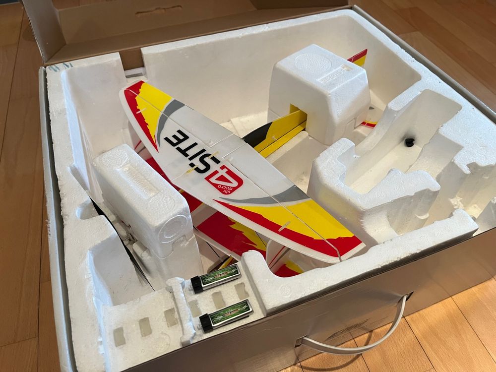E-flite Doppeldecker ultra micro 4-SITE, inkl. 2 Akkus | Kaufen auf Ricardo
