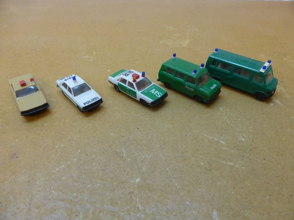 Modellautos zu HO 5 Polizeifahrzeuge | Kaufen auf Ricardo