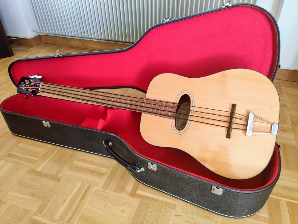 Eko BA4 Akustische Bassgitarre (Defekt) in Wabern für CHF 50 – mit ...