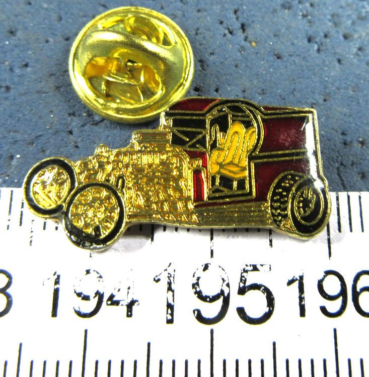 HOT ROAD AUTO PIN (Gebraucht) in Ettingen für CHF 0.5 – mit Lieferung ...