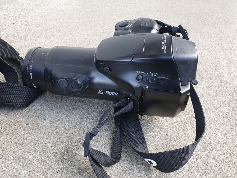 Olympus IS-3000 Kamera mit Stativ | Kaufen auf Ricardo