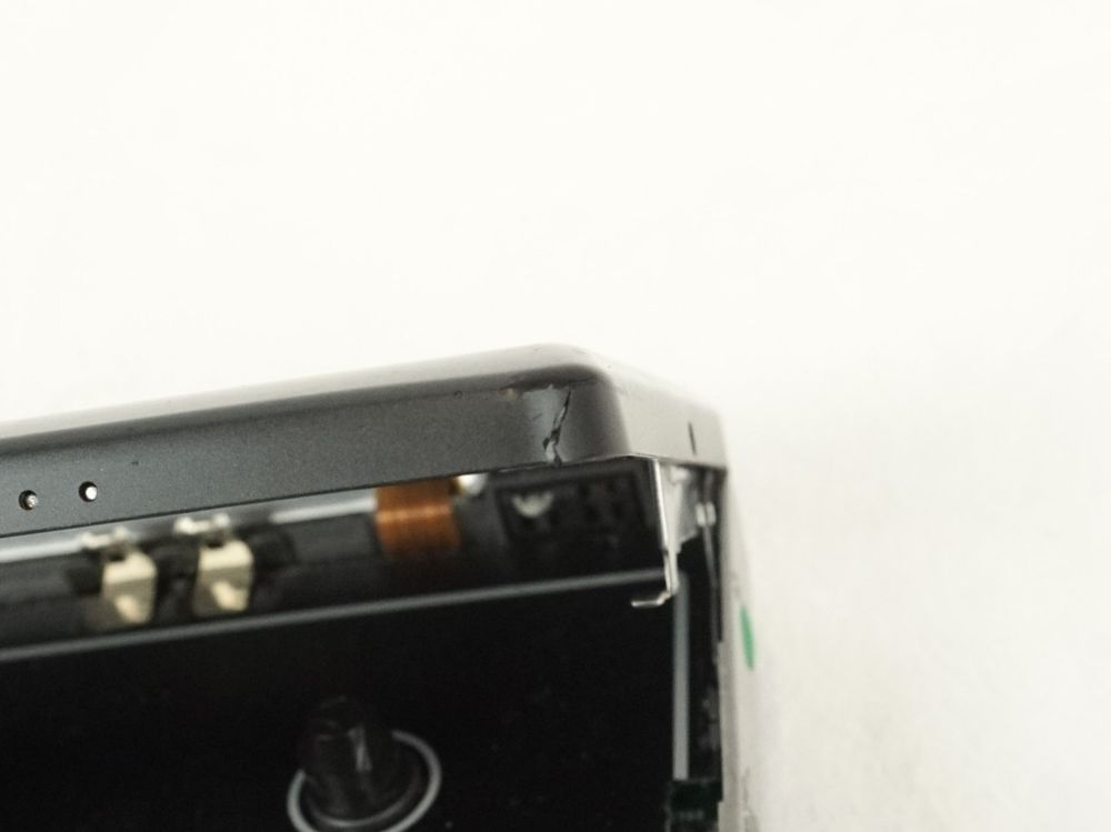 Sony Walkman WM-FX511 mit Kopfhörern (Defekt) in Pratteln für CHF 20 ...