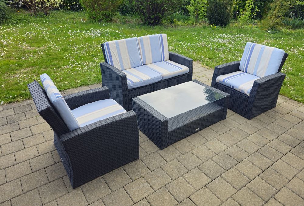 Rattan Gartenlounge Set mit Beistelltisch (Gebraucht) in Etzgen für CHF 189 – nur Abholung auf ...