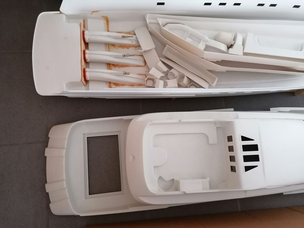 Bausatz Moonraker von Graupner (Neu (gemäss Beschreibung)) in Chabrey ...