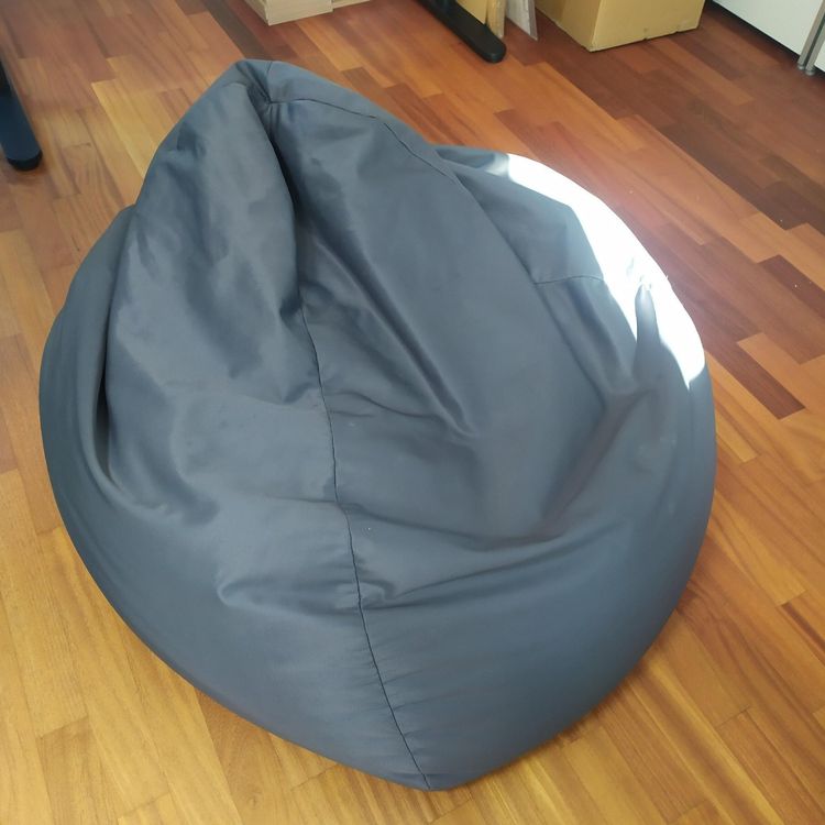 Sitzsack gross (anthrazit) (Gebraucht) in St. Gallen für CHF 29 – nur ...