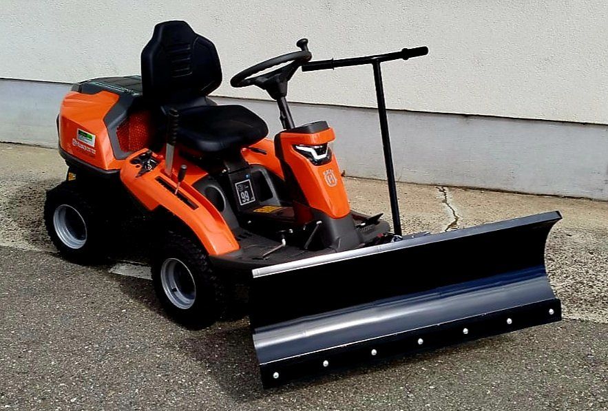 Husqvarna Rider R 316 TsX AWD Rasentraktor mit Schneepflug (Neu (gemäss Beschreibung)) in St ...
