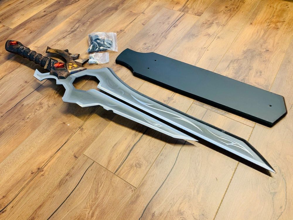 2 tlg. World of Warcraft SCHWERT 120cm | Kaufen auf Ricardo