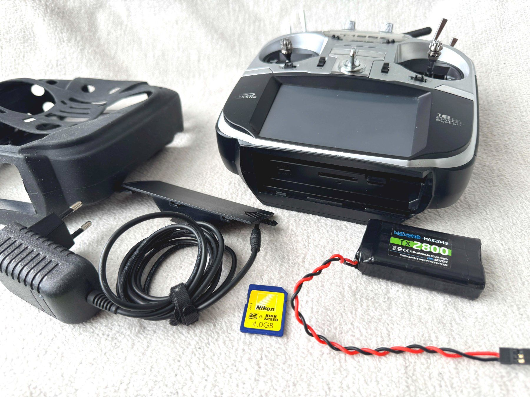 Futaba SET T18SZ Radio Remote Fernsteuerung - top zustand! (Gebraucht ...