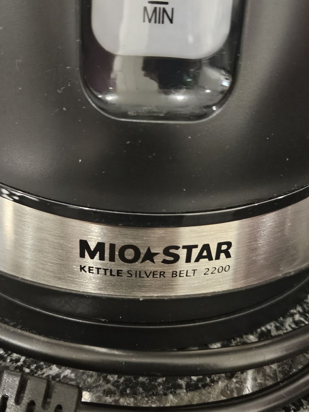 Bouilloire électrique MIO STAR, 2200W (D'occasion) à Genève pour CHF 10 ...