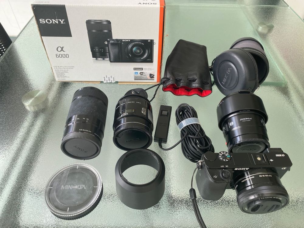 Sony Alpha 6000 Digitalkamera + 4 verschiedene Objektive (Gebraucht) in ...