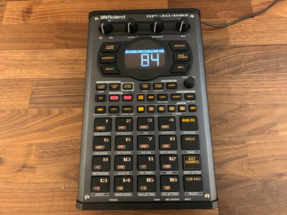 Roland SP404 MK2 (Neu (gemäss Beschreibung)) in Unterägeri für CHF 340 ...