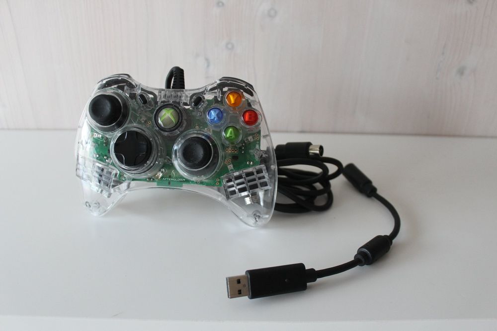 Microsoft XBOX Controller Afterglow / wired / clear | Kaufen auf Ricardo