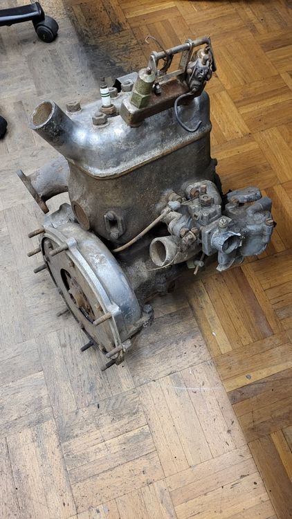 Oldtimer Motor (Defekt) in Stansstad für CHF 1 – nur Abholung auf ...