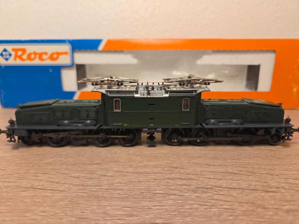 Roco 43940 E-Lok Be 6/8 II Krokodil SBB H0 (D'occasion) à St-Aubin-Sauges pour CHF 139 – avec ...