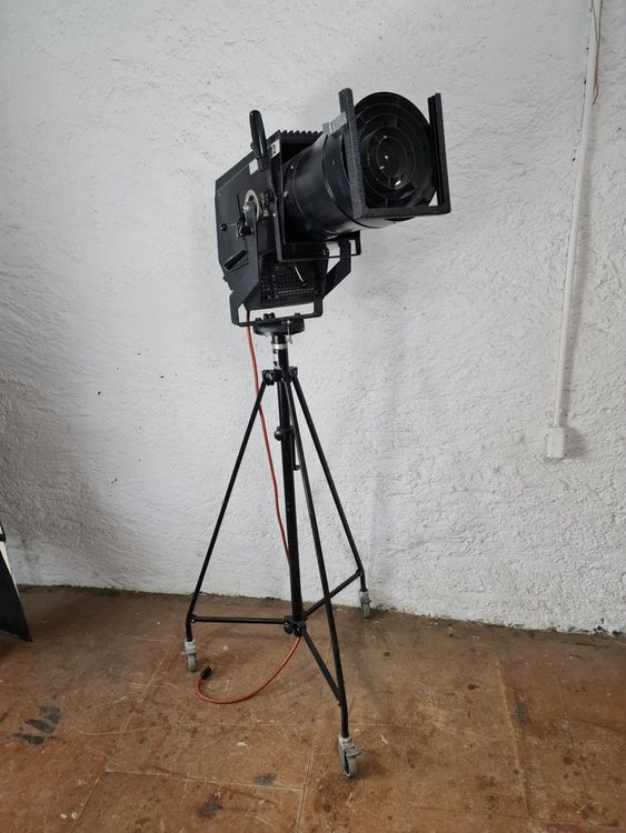 Vintage Theater Film Stativ Scheinwerfer HV 2002 1960er | Kaufen auf Ricardo