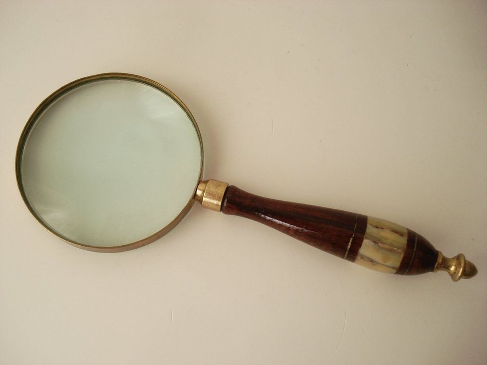 Alte Lupe (Gebraucht) in Zwingen für CHF 25 – mit Lieferung auf Ricardo ...