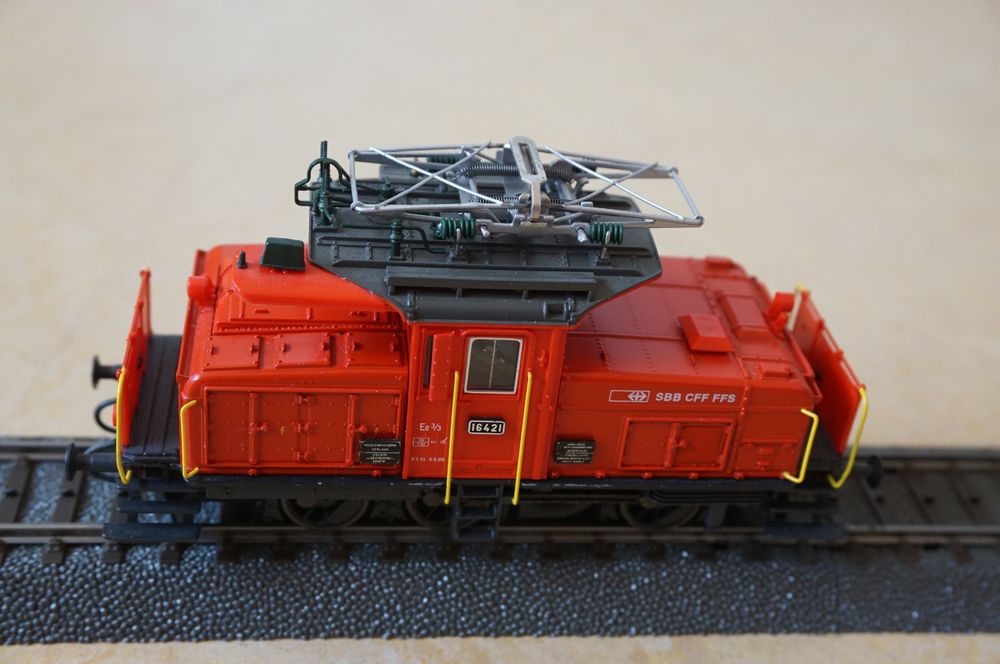 Roco SBB Rangierlokomotive Ee 3/3 - 43939 H0 AC (Defekt) in Giubiasco ...
