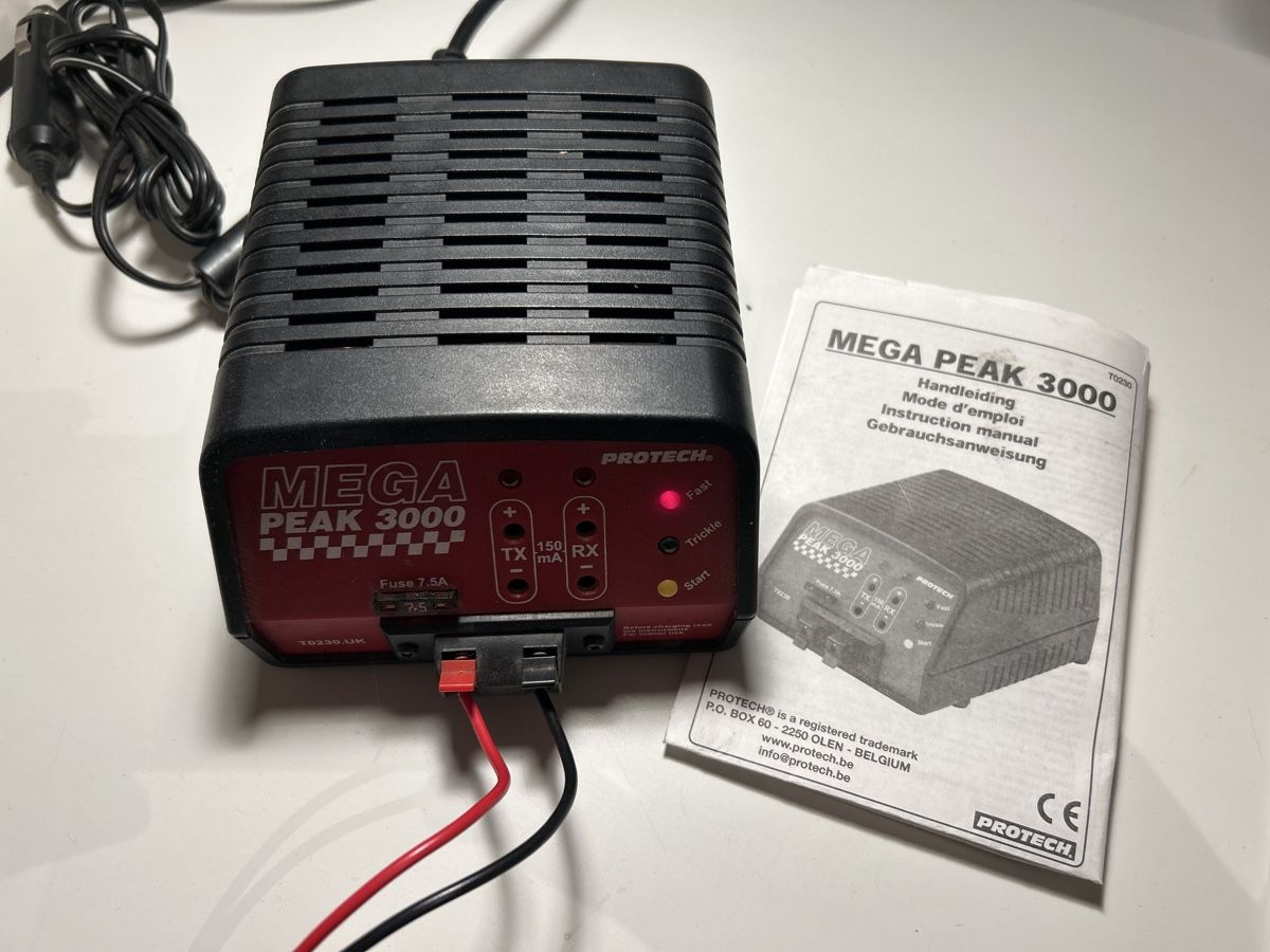 Protech Mega Peak 3000 Ladegerät (Gebraucht) in Muttenz für CHF 1 – mit Lieferung auf Ricardo kaufen