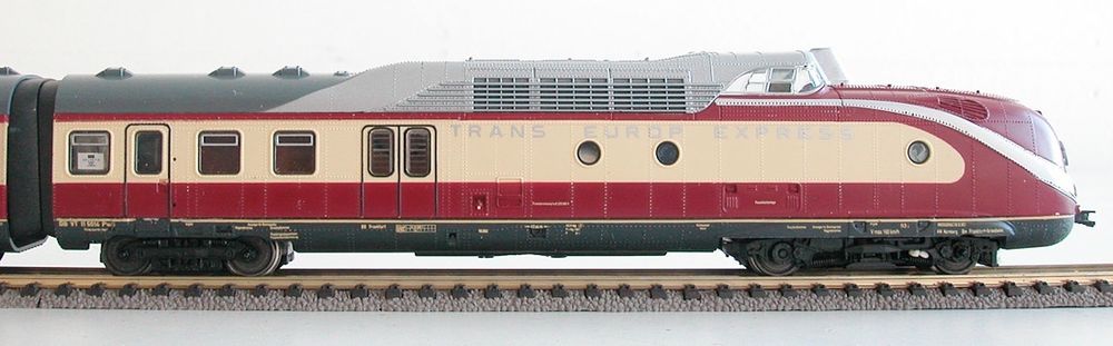 Roco TEE-Diesel-Triebzug 7-teilig PARSIFAL der DB Spur H0 (Gebraucht ...