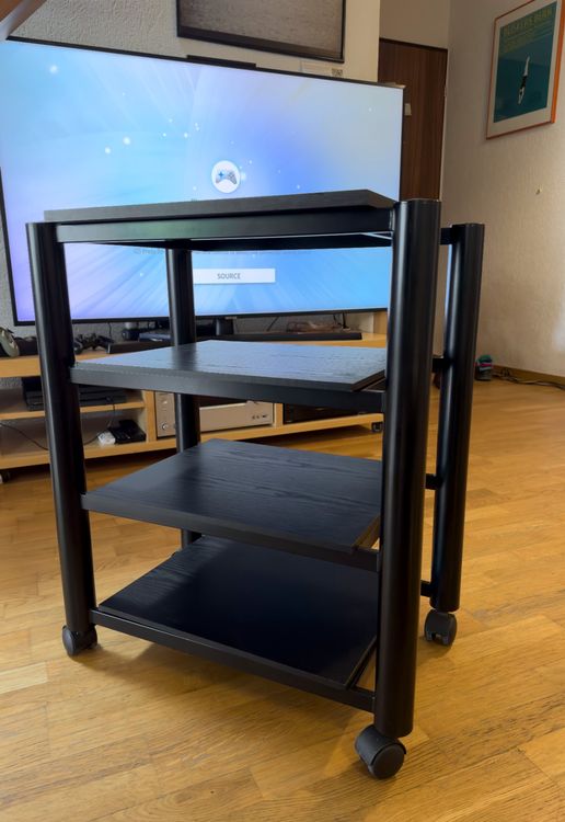 Elegantes Hifi Rack Schwarz Bild