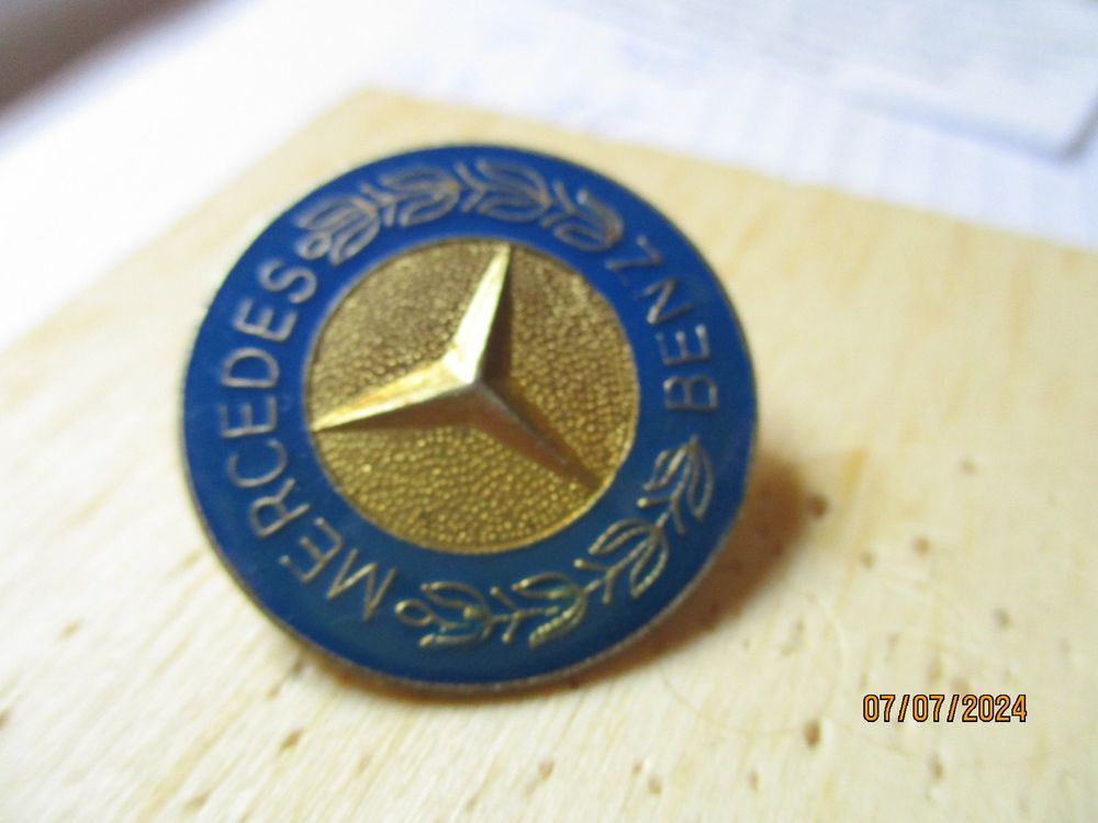 Mercedes Benz Logo Pin (Neu (gemäss Beschreibung)) in Felsberg für CHF ...