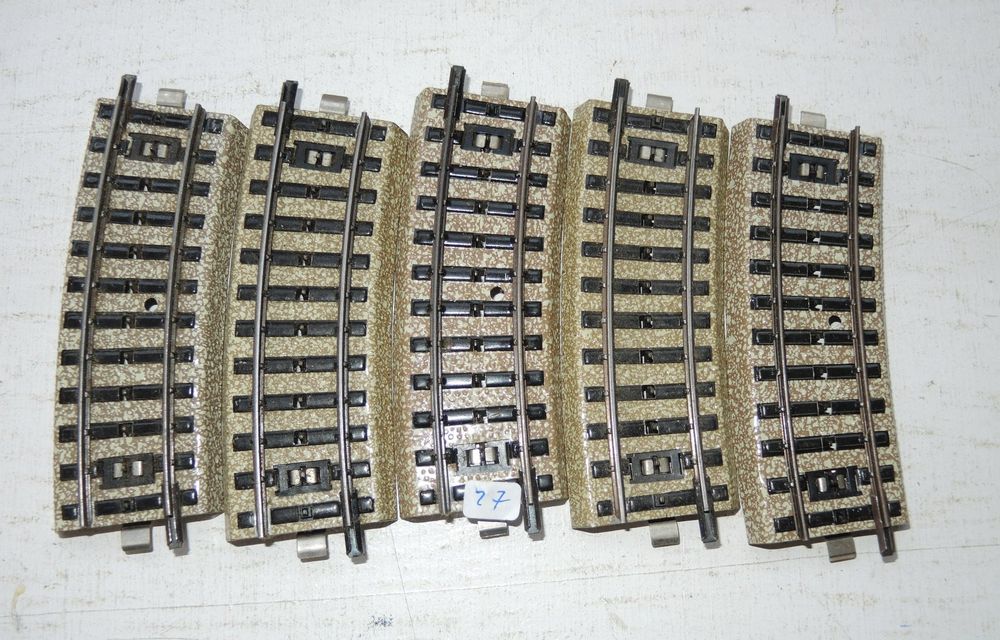 5 Märklin M-Gleise 5101 (Gebraucht) in Courtaman für CHF 8 – mit ...